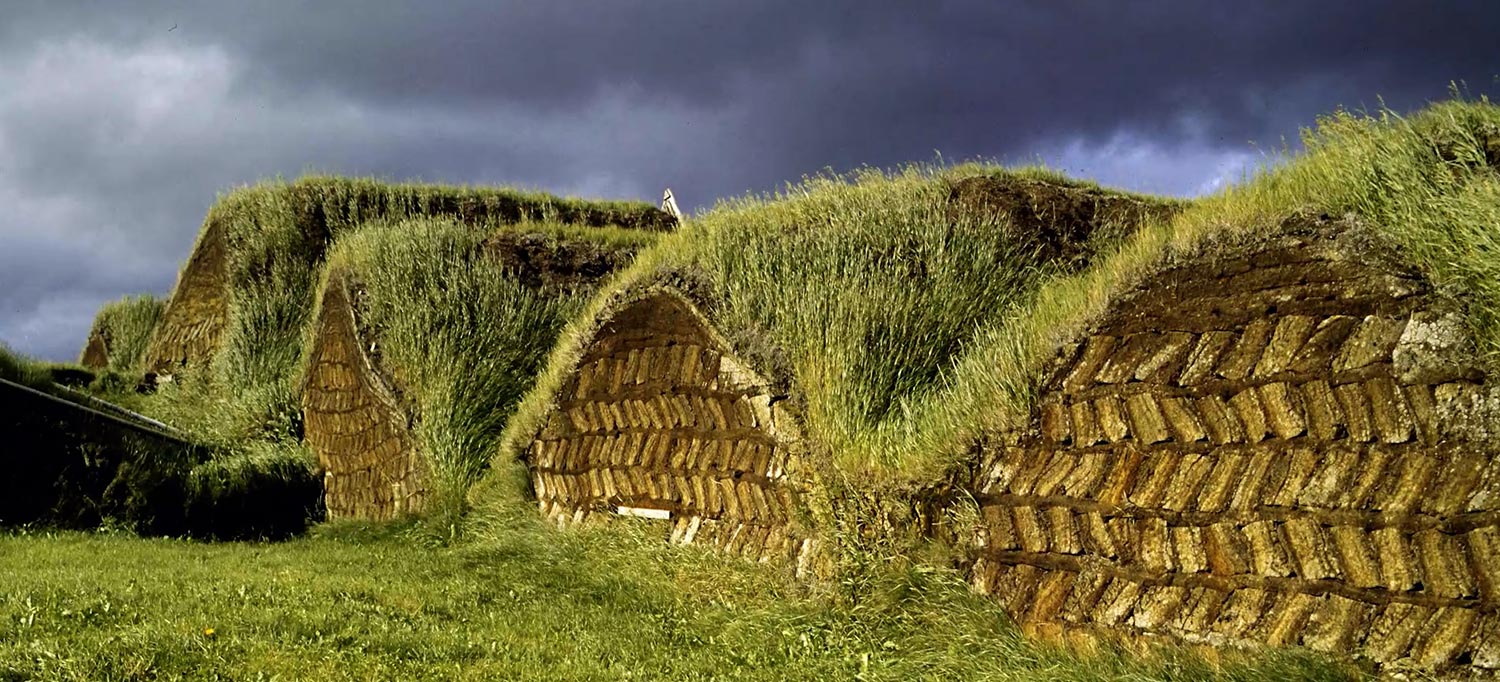 The Making of Sky Lagoon: Creating the Turf Wall